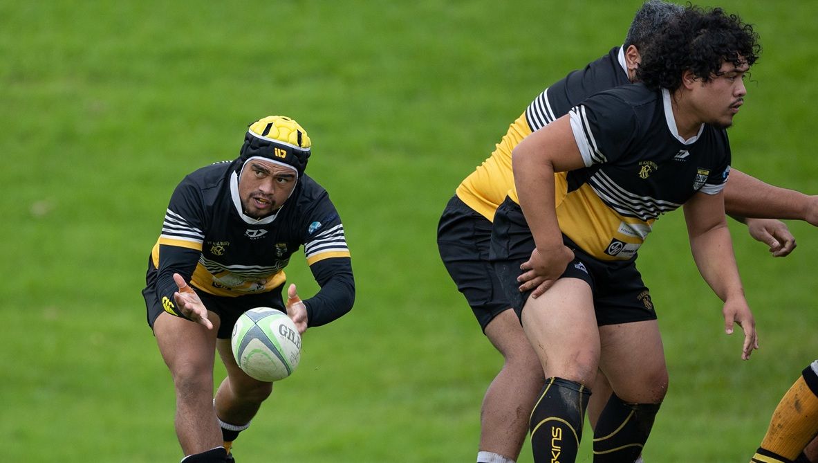 Te Kauwhata, Onewhero battle out final