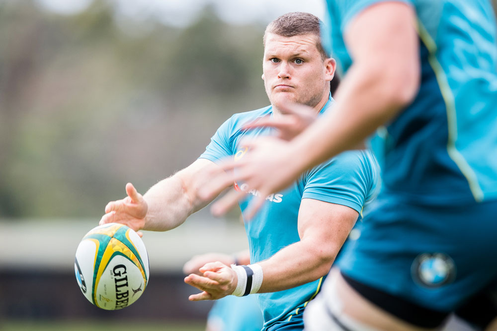 Robertson re-signs with Australian rugby