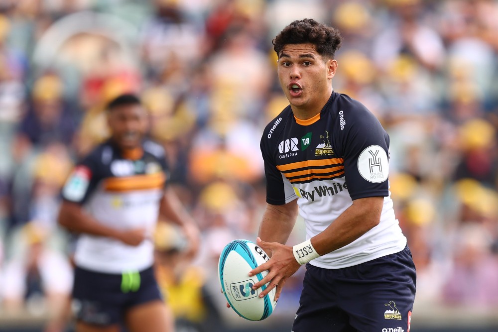 Noah Lolesio re-signs with Brumbies, Australian Rugby