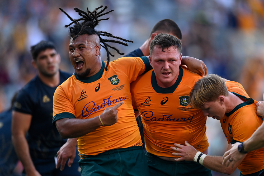 Didn't hear no Bell: Wallabies come from two tries down to defeat Pumas ...