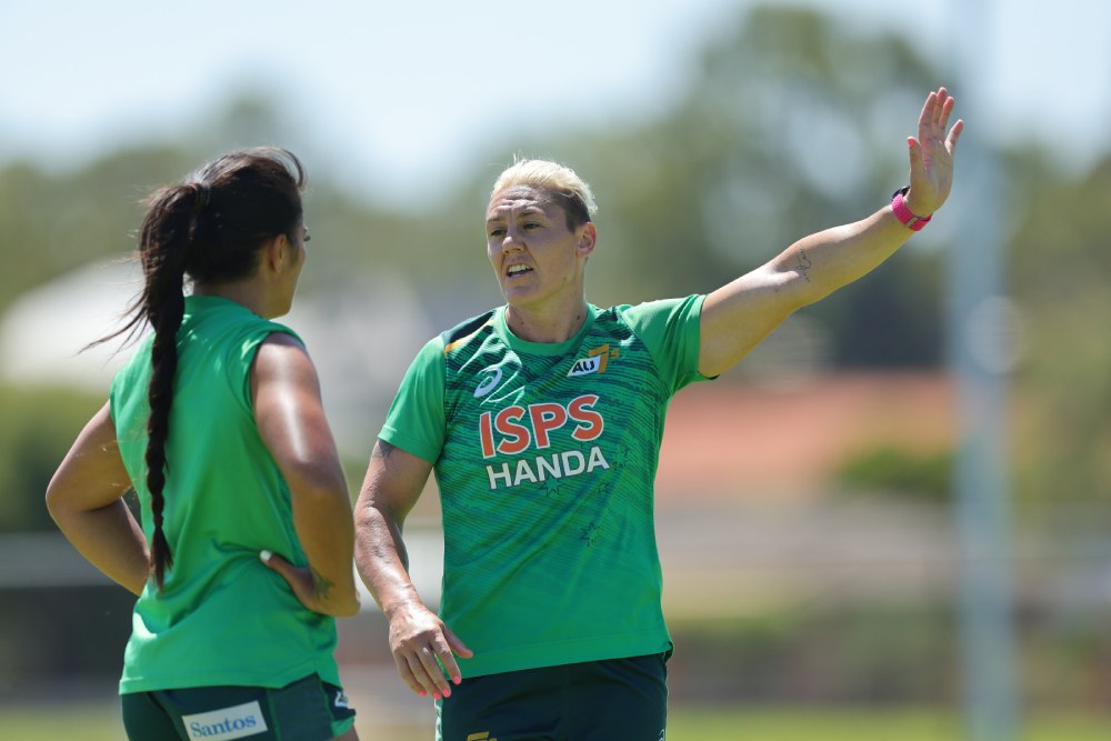 ‘This old duck still has it’: How the youthful squad is bringing Sharni ...