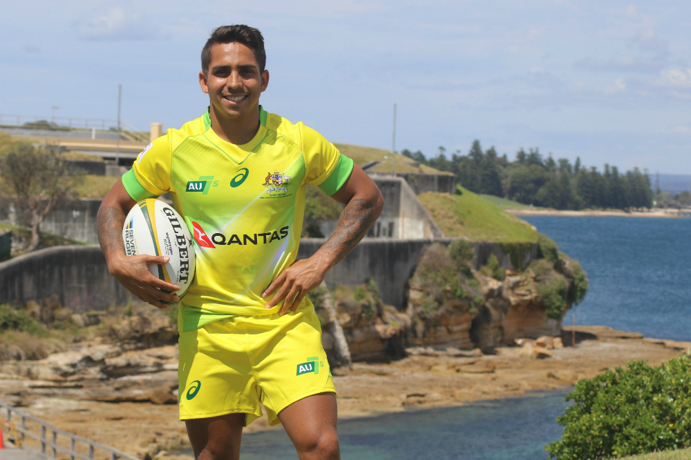 Longbottom locked in until 2020