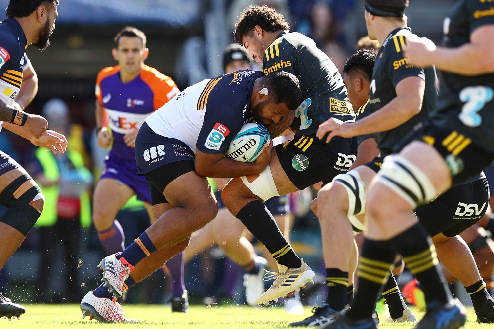 Scott Sio joins English club Exeter
