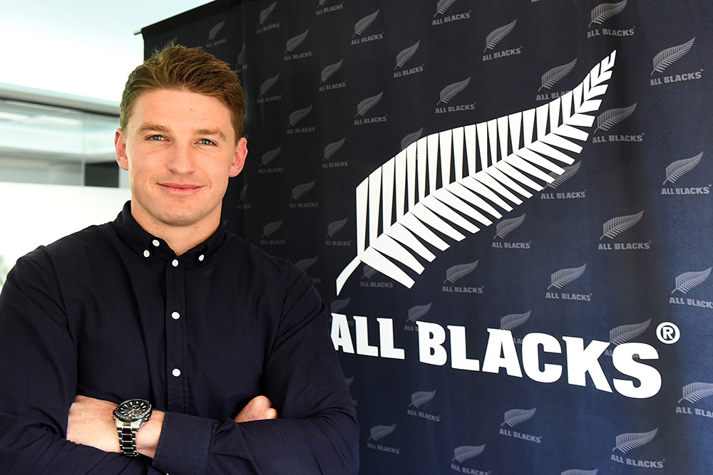 Barrett World Rugby Player of the Year as ABs dominate