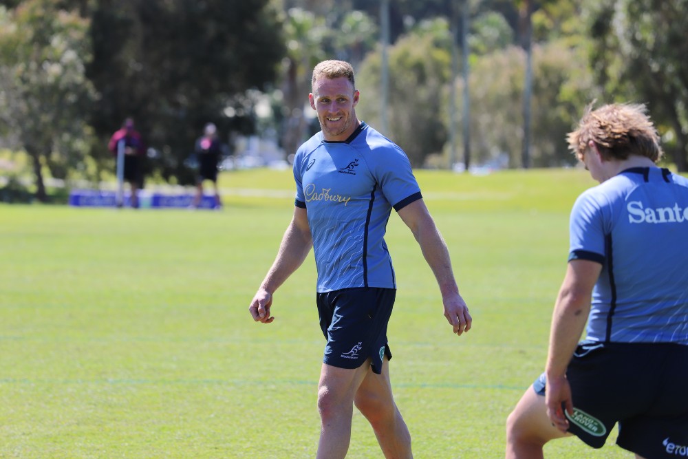 Rennie backs Hodge at fullback ahead of aerial battle