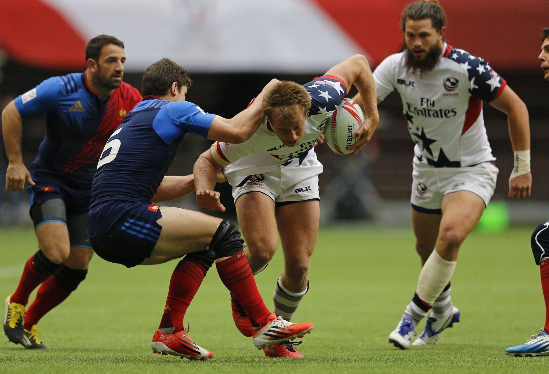 Palamo, Pinkelman return to Eagles for Paris