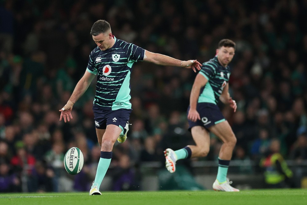 Ireland's Sexton free to play in Rugby World Cup despite ban